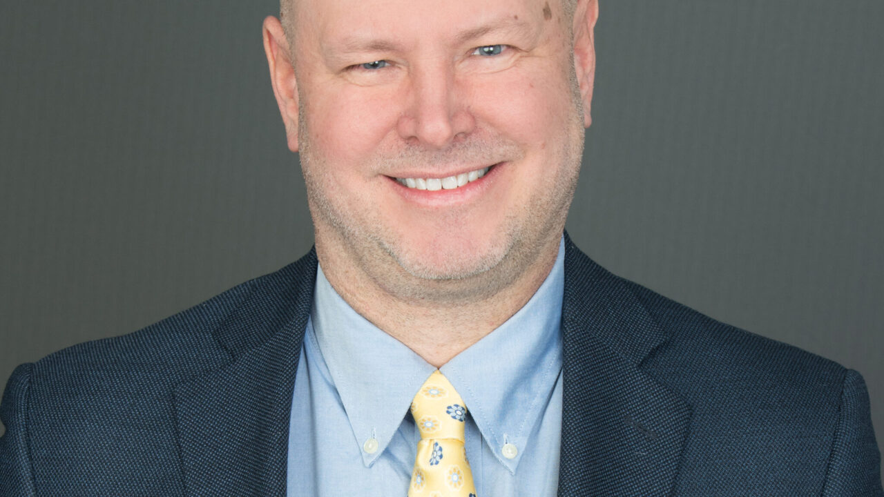 Eric R. Lee | Brown & Carlson